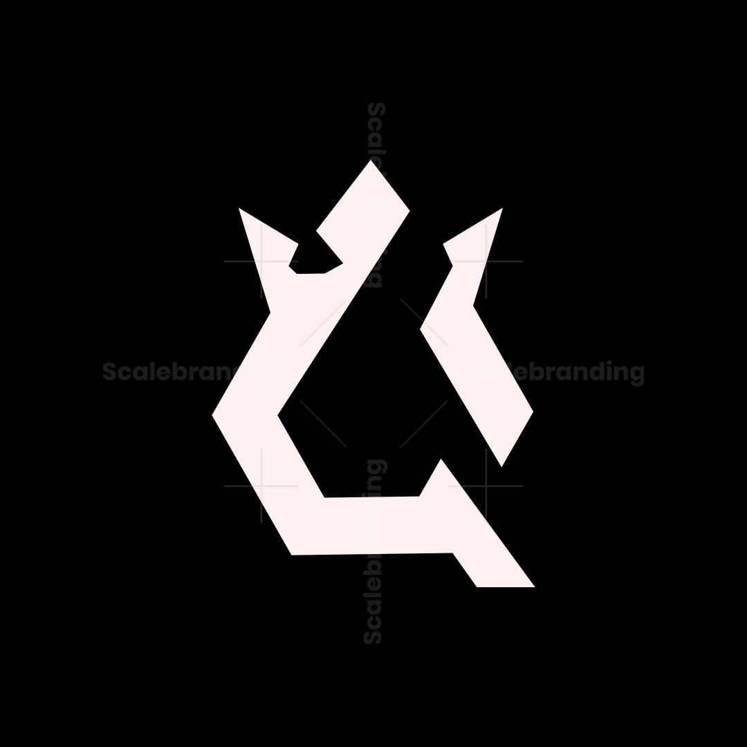 Stylized Q Letter Crown Logo | Scalebranding